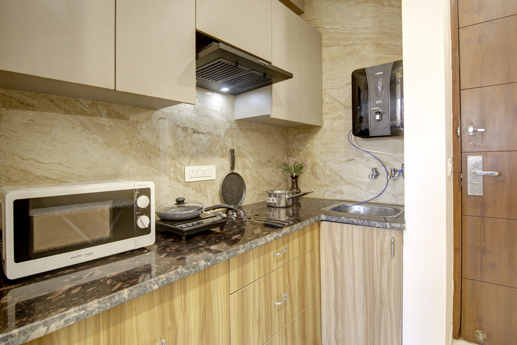 FlxHo Quad 1Rk- Premium Studio Apartments- DLF 3 @Cyber City - FlxHo